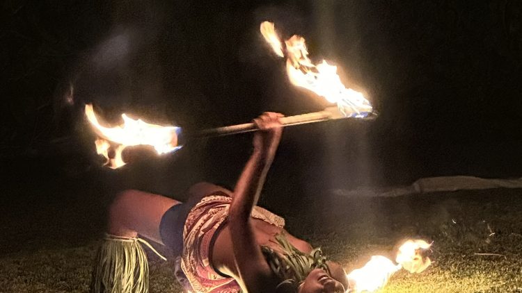 Fire Knife Dancers - Hawaii Hula Company